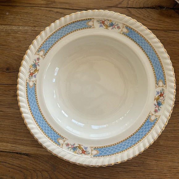 Johnson Brothers | Dining | Vintage Htf Johnson Bros Belvedere Bowl ...